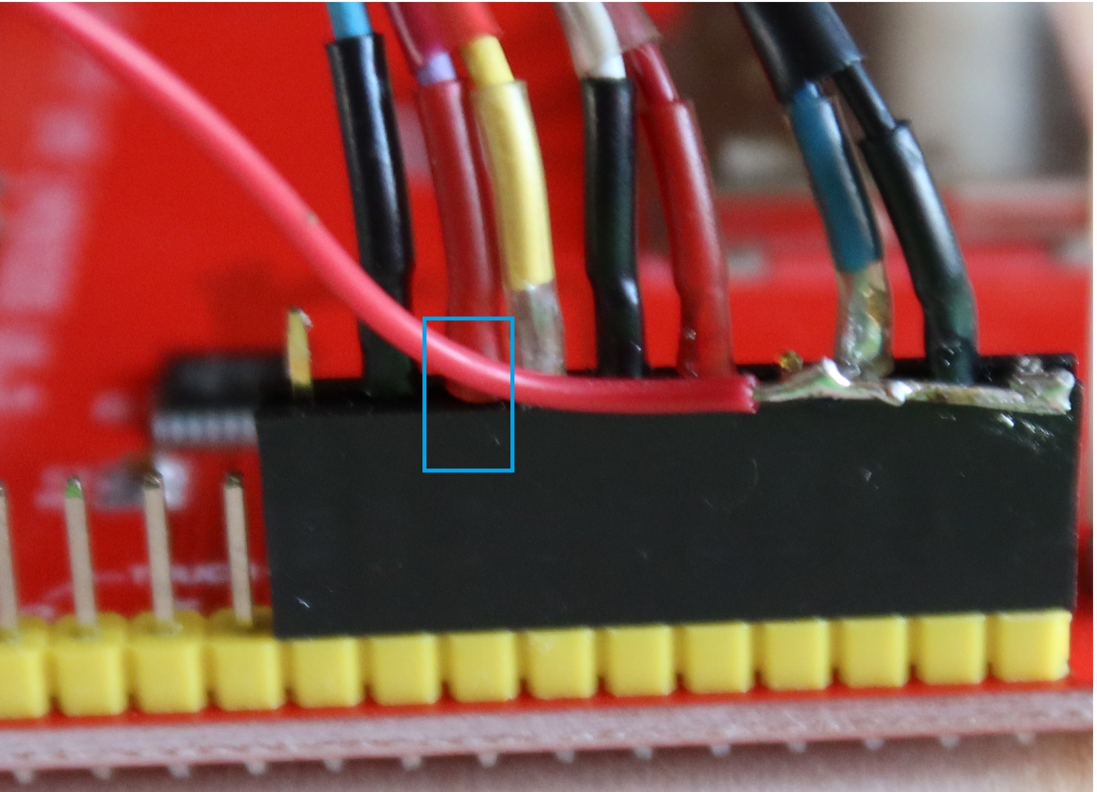 Esp32でntpサーバに接続し時刻を入手してili9341ディスプレイで時計表示をしました 西暦年は20 年で表示し 月は英文字で 「jan」等の表示にしました 00分と30分にアラームを
