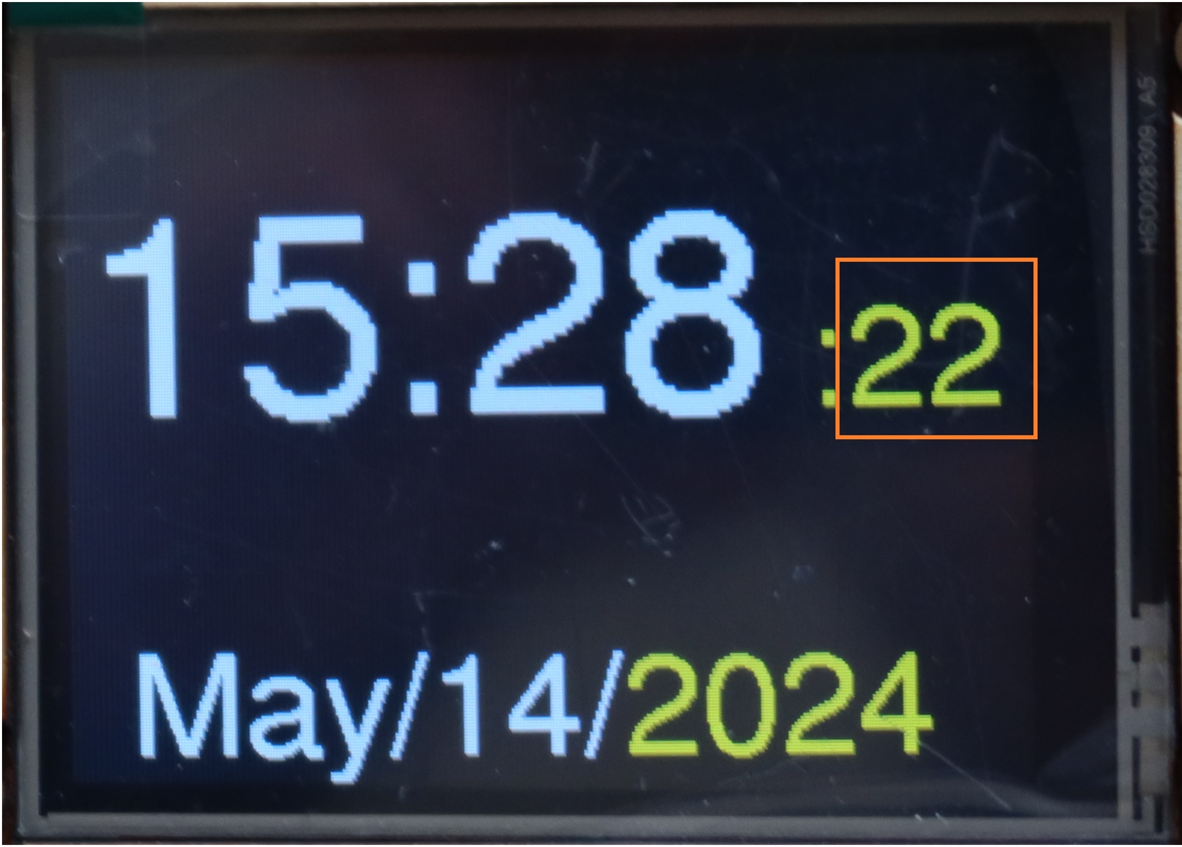 ESP32でntpサーバに接続し時刻を入手してILI9341ディスプレイで時計表示をしました 西暦年は20 年で表示し 月は英文字で 「Jan」等の表示にしました 00分と30分にアラームを ...